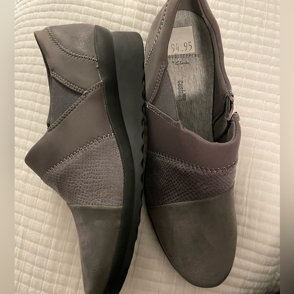 Cloudsteppers by Clarks | Shoes | Clarks Caddell Denali Grey Leather ...